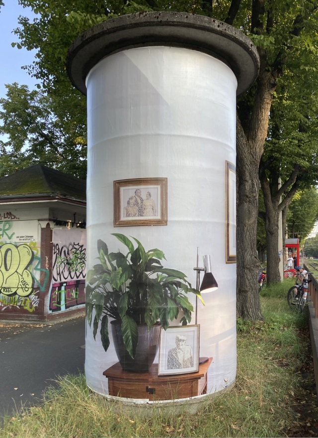 Kunst an Kölner Litfaßsäulen - Stadt Köln